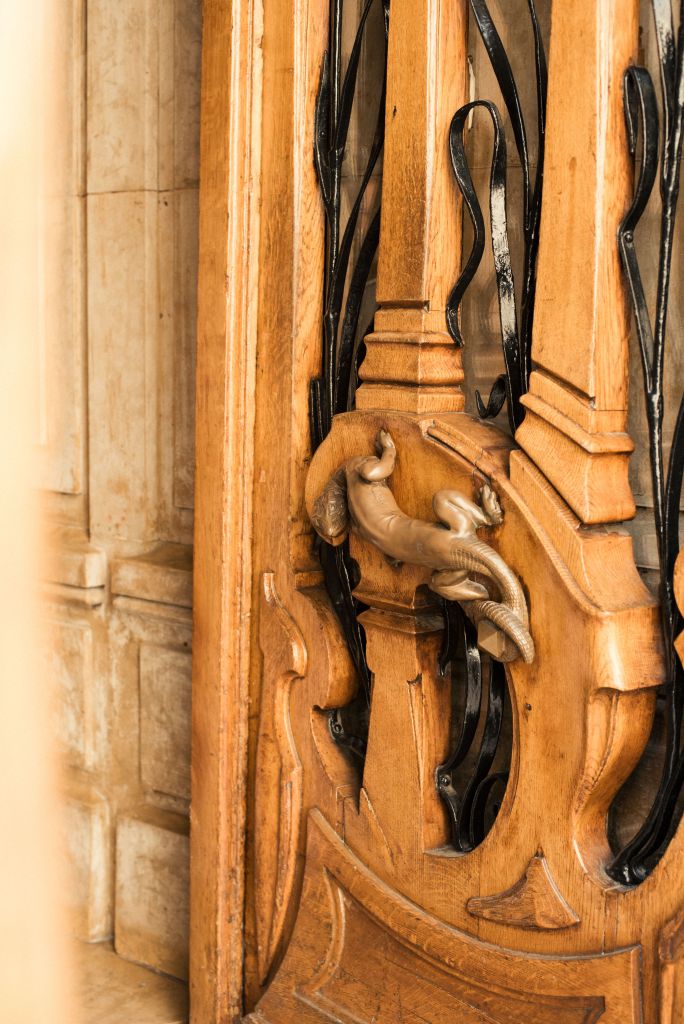 Eight things to discover really close to the Eiffel Tower - The Earful ...