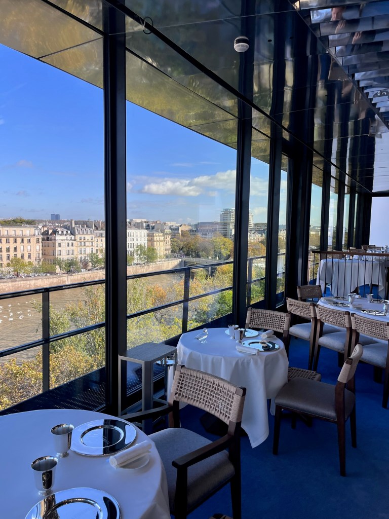 Tour d'Argent: The iconic Paris restaurant in 7 intriguing figures ...