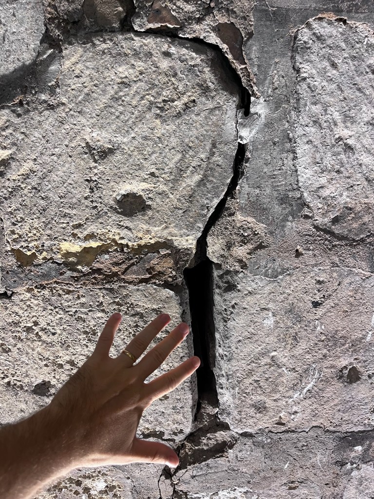 Where to find three more hidden towers from the ancient Paris wall ...