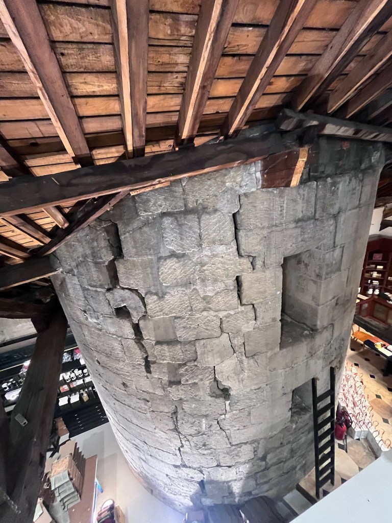 Where to find three more hidden towers from the ancient Paris wall ...