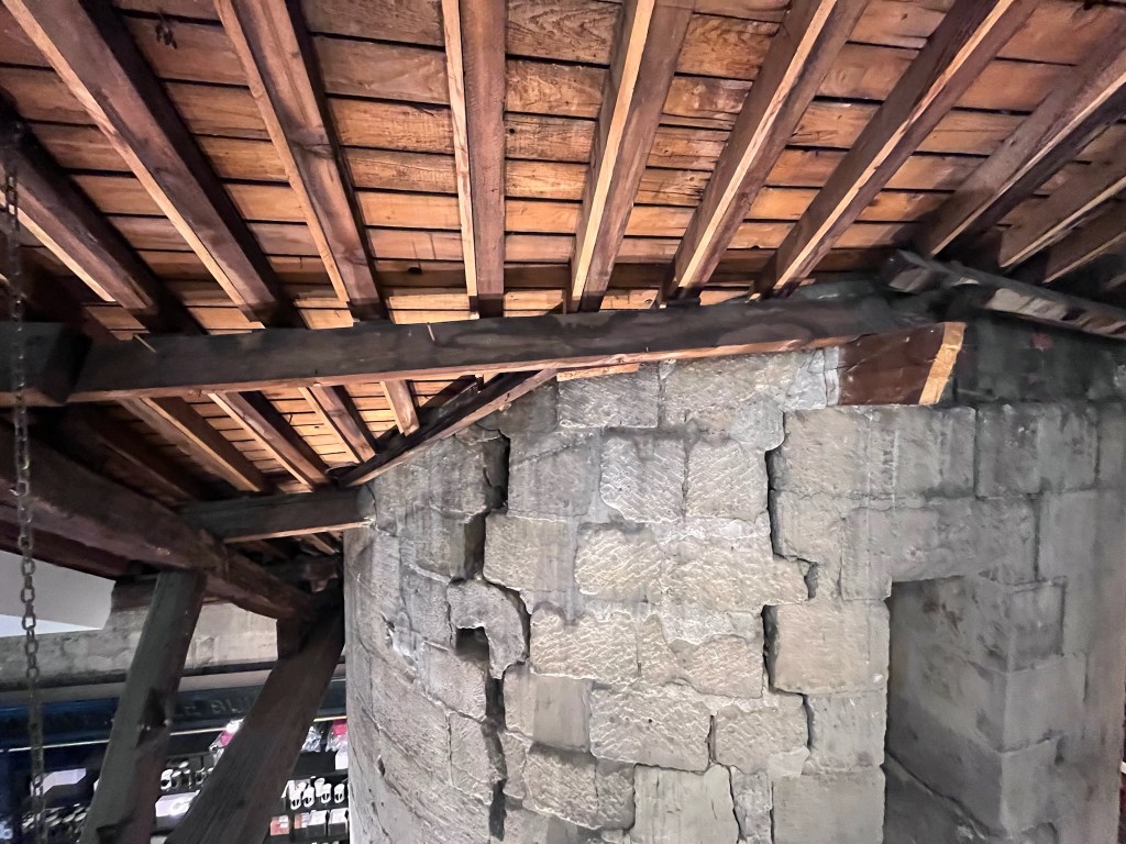 Where to find three more hidden towers from the ancient Paris wall ...